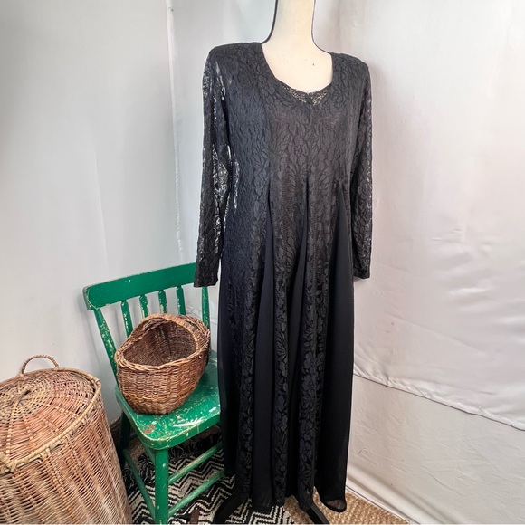 Nostalgia | Dresses | Nostalgia Womens Vintage Black Lace Dress Size ...